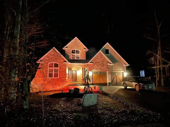 Lora Bay Lakehouse - Thornbury