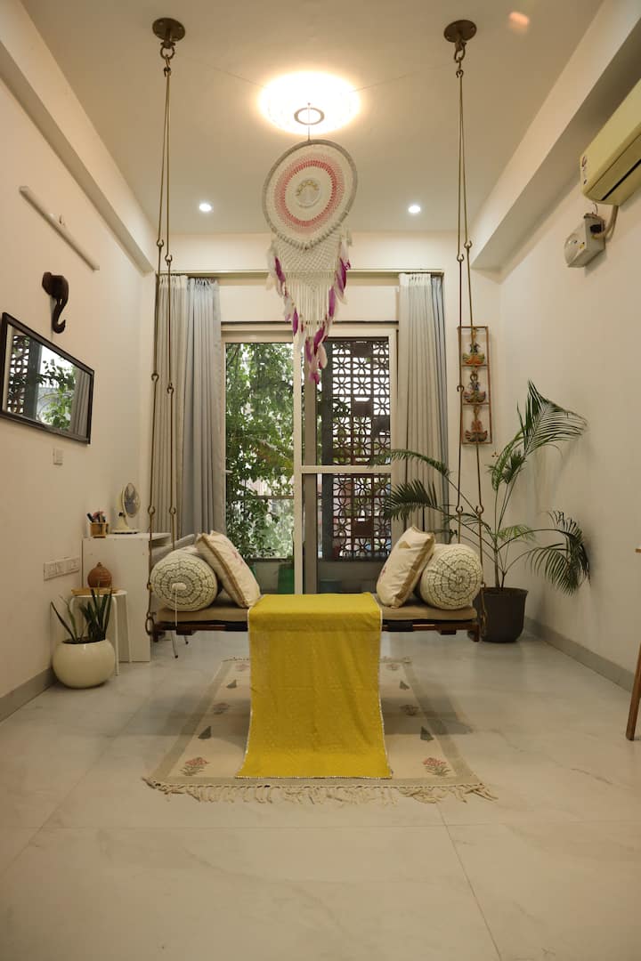 Beautiful Spacious Home+balcony For Art Lovers - Jaipur