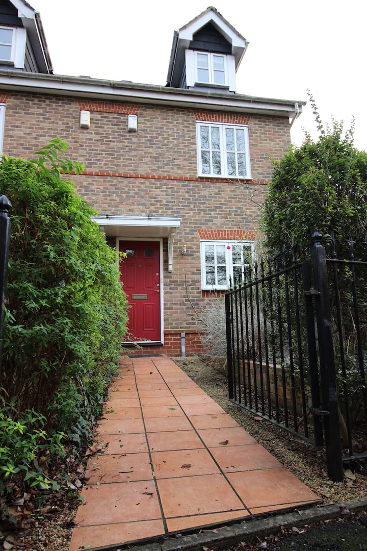 Riverside House - Central Oxford - Oxford