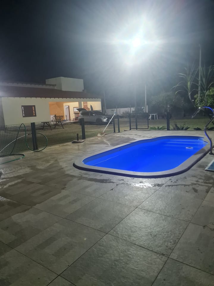Chácara Com Piscina - Linhares
