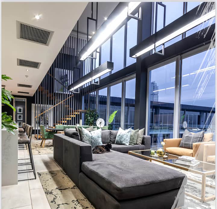 The Royal-platinum-penthouse In Sandton - Johannesburg