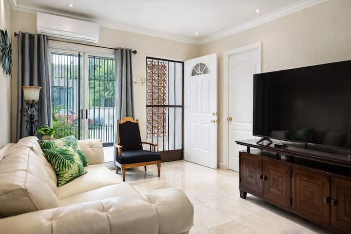 Casa Estancia, A 10km Centro Mty. - San Nicolás de los Garza