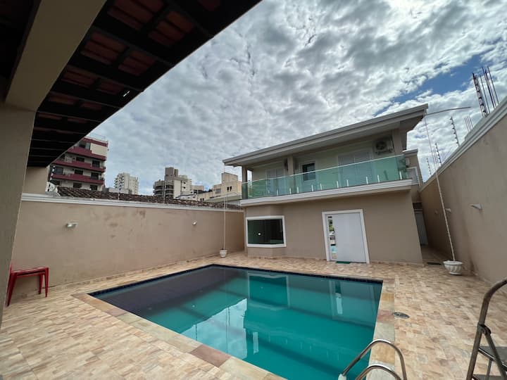 Casa Para Alugar No Guarujá Enseada - Guarujá