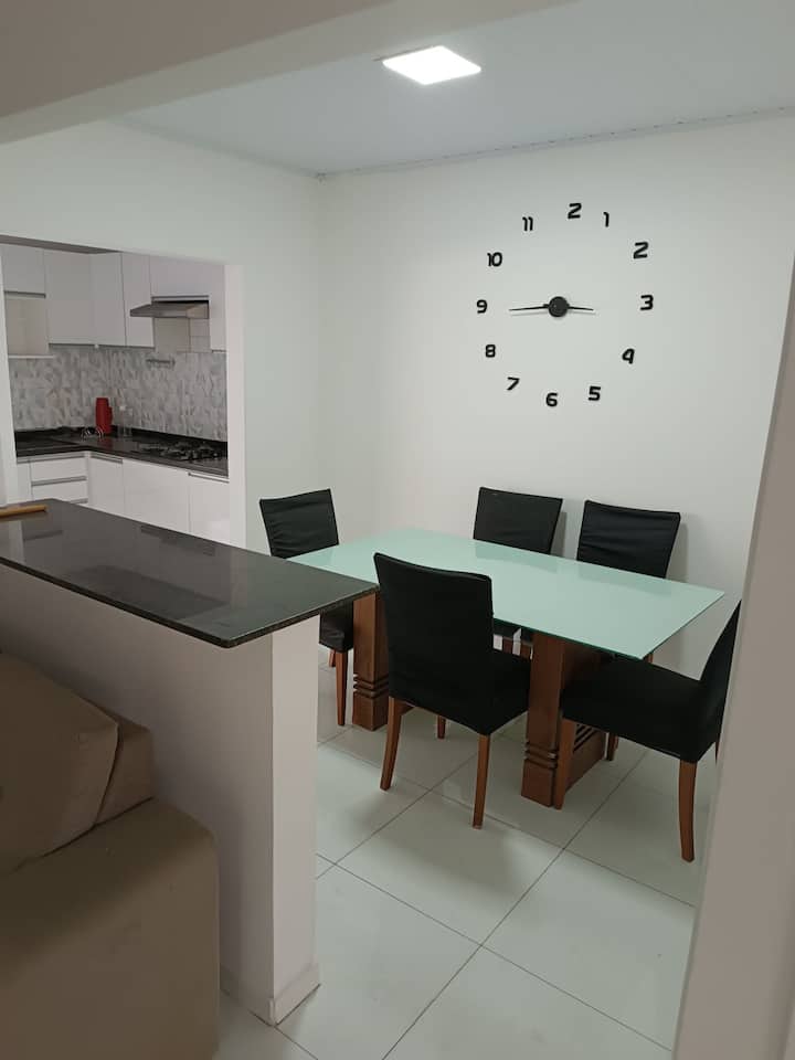Casa 3 Quartos + Quintal Gramado - Camaçari