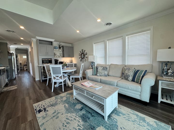 Partial River-view | Pool | Downtown | Beach Town - Jensen Beach, FL