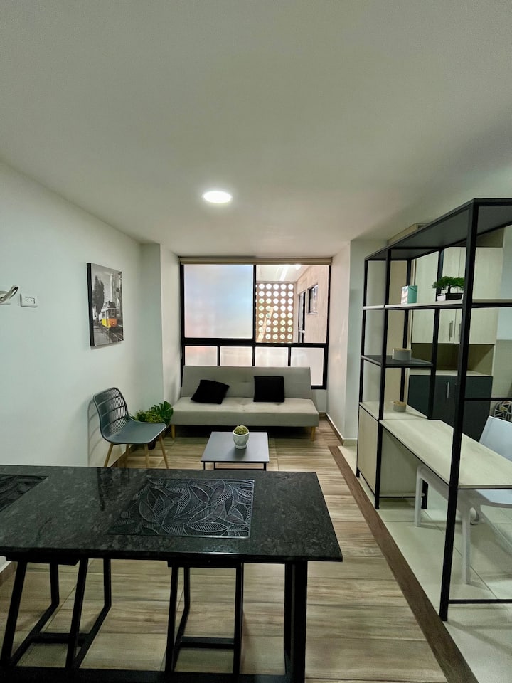 Confort Laureles 24/7 – A/c Y Colchón Premium - Medellín