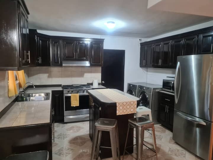 Zona Privada Con Guardia - Nogales, Mexico