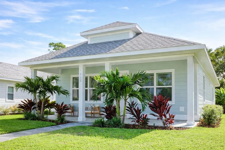 Stylish Cottage Near Img & Beach - Bradenton, FL