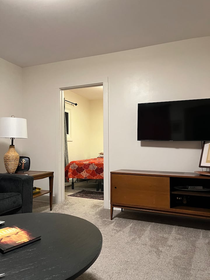 1 Bd Bungalow By The Midland Mall - Midland, MI