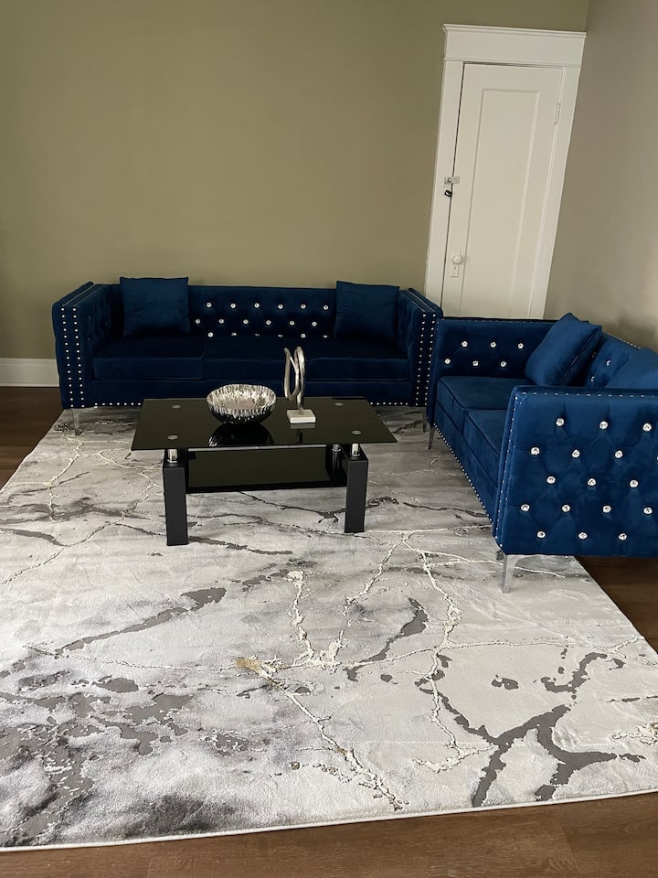 The Ls Luxury 1 - Buffalo, NY