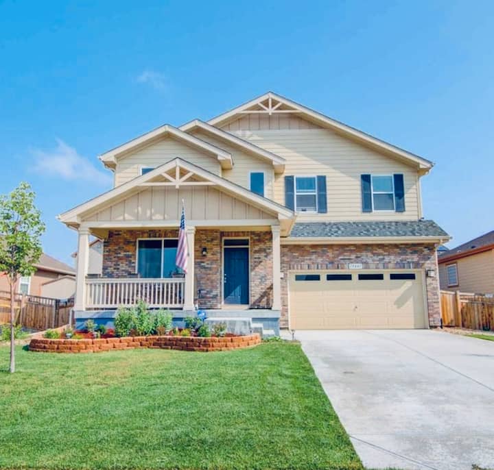 “9 Min From Dia Sweet Vannishome” 4 Bed 3 Bedroom - Denver Airport (DEN)