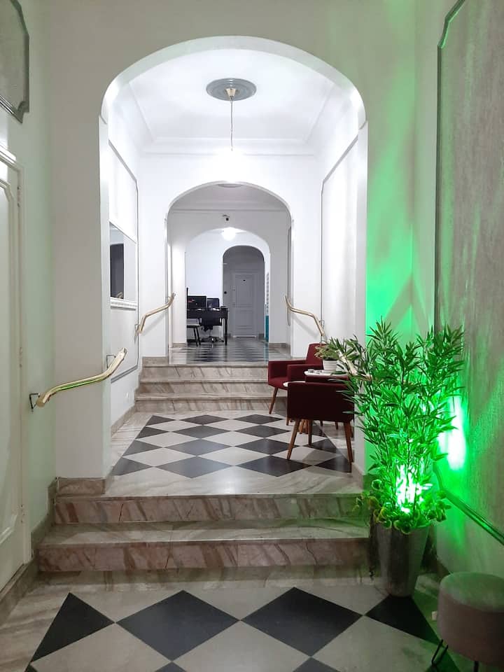 Copacabana Beach (Posto3)- 3 Bedroom-6 Guests - Rio de Janeiro