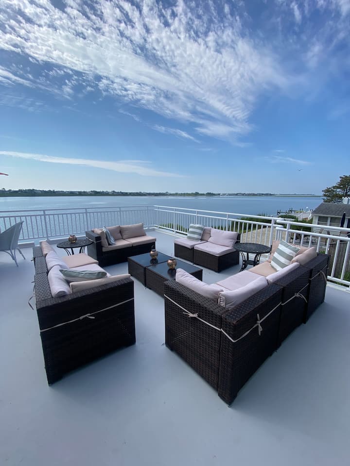 Spectacular 5br/4 Bath Bayfront - Barnegat Light, NJ