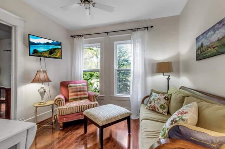 Cozy Country Apartment - Boston, NY