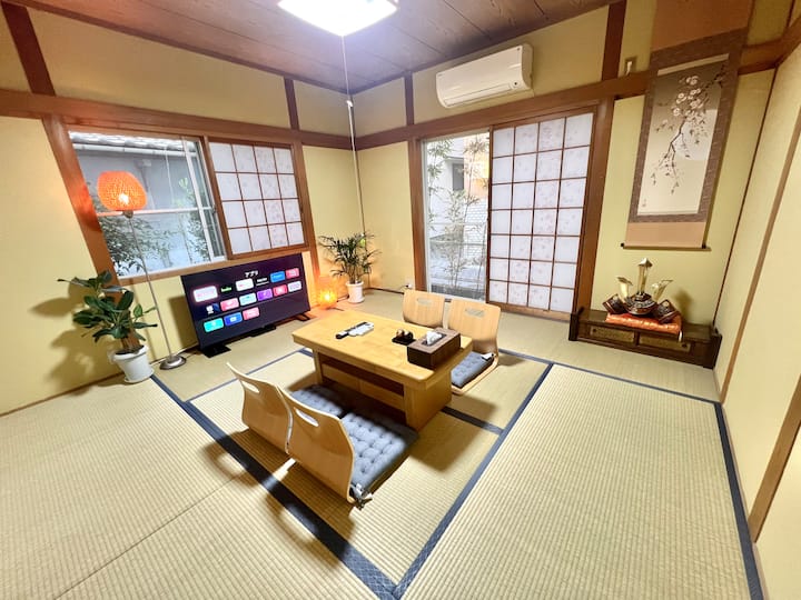 整棟貸切｜天下茶屋駅5分｜関空直達35分｜和風洋風融和、日当たり抜群緑多い家｜無料荷物預かり、大人数 - Osaka