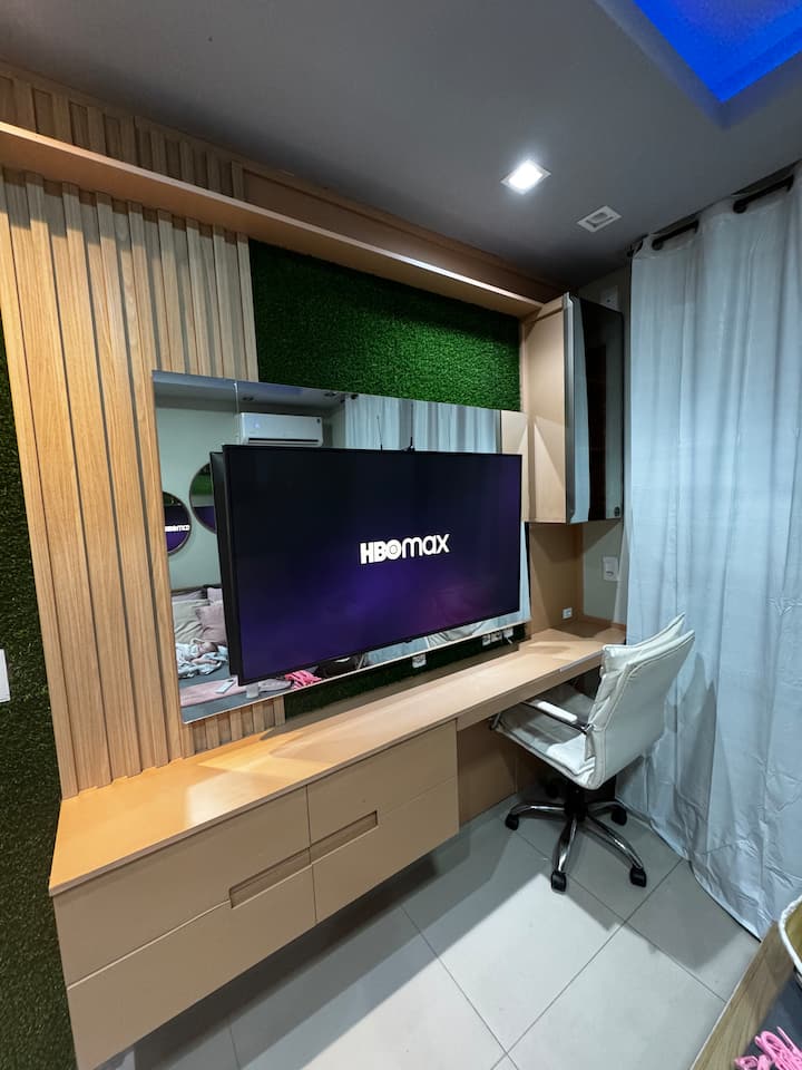 Flat Com Wi-fi Rápido E Home Office 2 Dormitórios - Navegantes