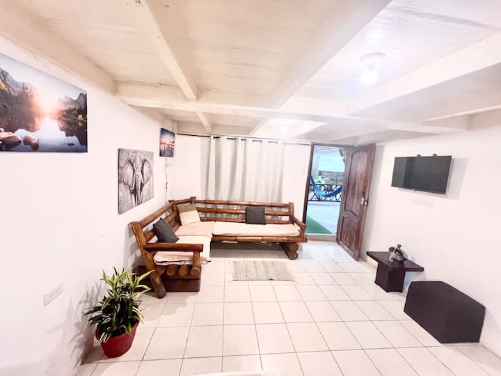 Comfortable 2 Bedroom, Steps To The Beach - Montanita