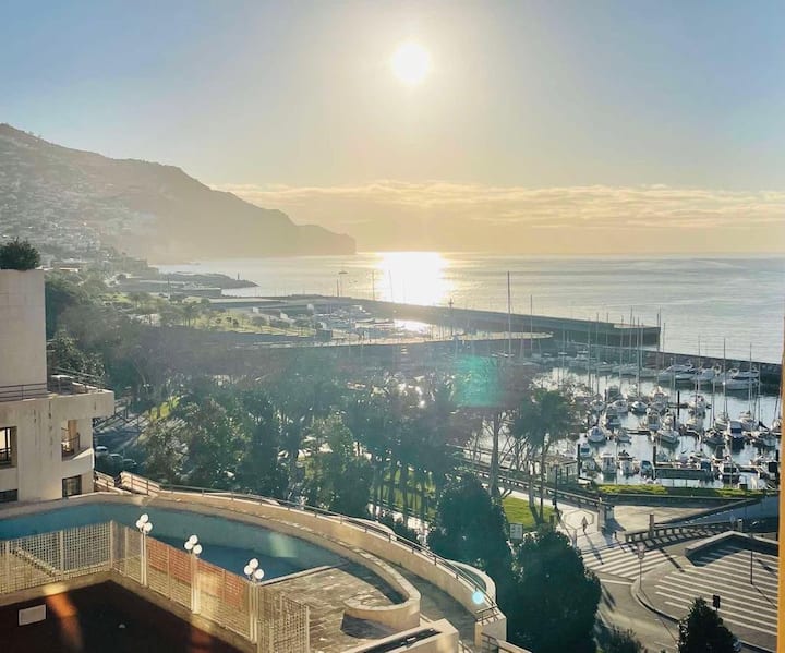 Center Marina View Brown Studio - Funchal