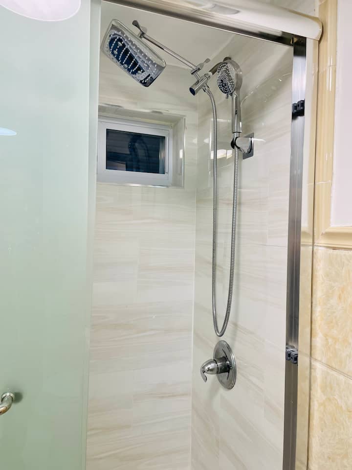 Cute & Cozy 1st Floor Apartment - Nouvelle-Rochelle, NY