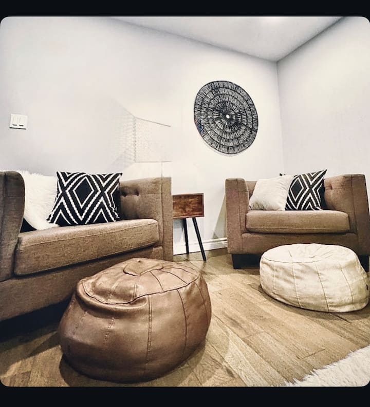 Modern Mix, Boho Comfort & Class - Greater Sudbury