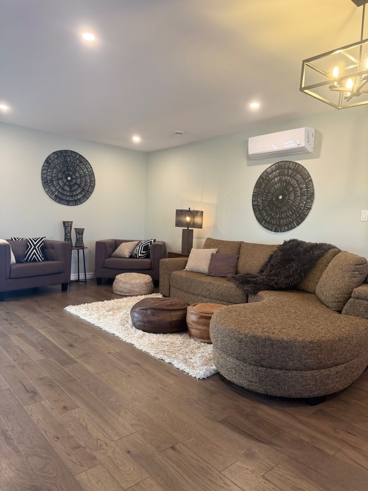 Modern Mix, Boho Comfort & Class - Greater Sudbury