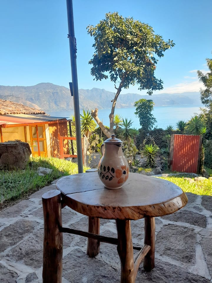 Studio With A Lake View - Guatemala