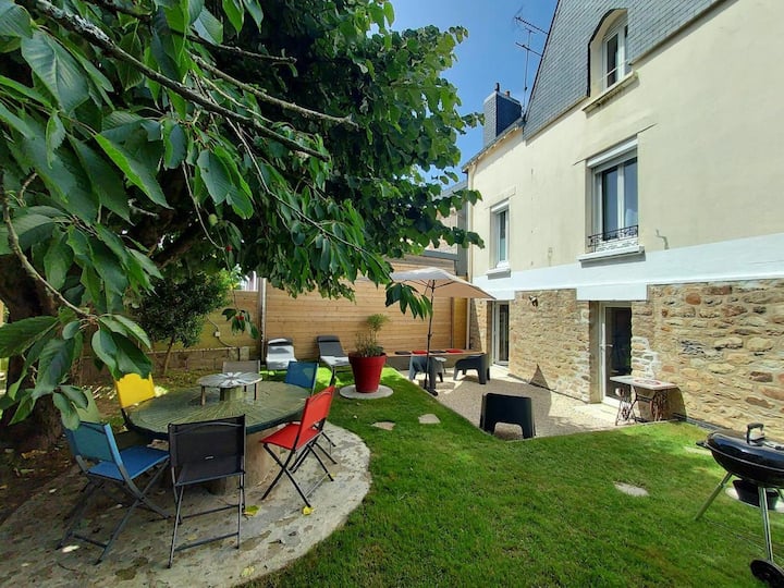 Grande Maison Familiale - Auray