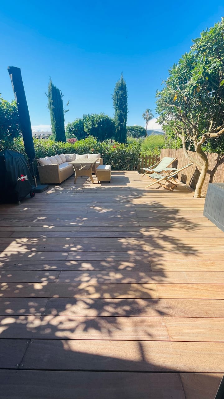 Standing Refait à Neuf Bord De Plage/piscine 5pers - Saint-Tropez