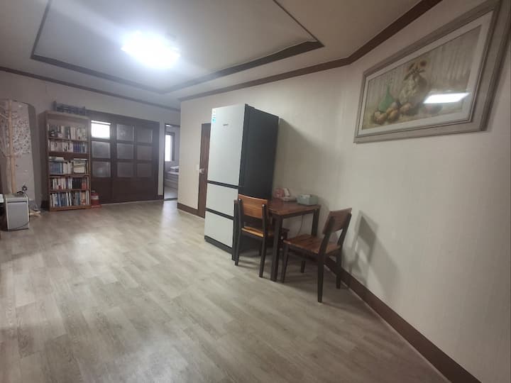 Korean Traditional House, Foreign Guests. - Busan