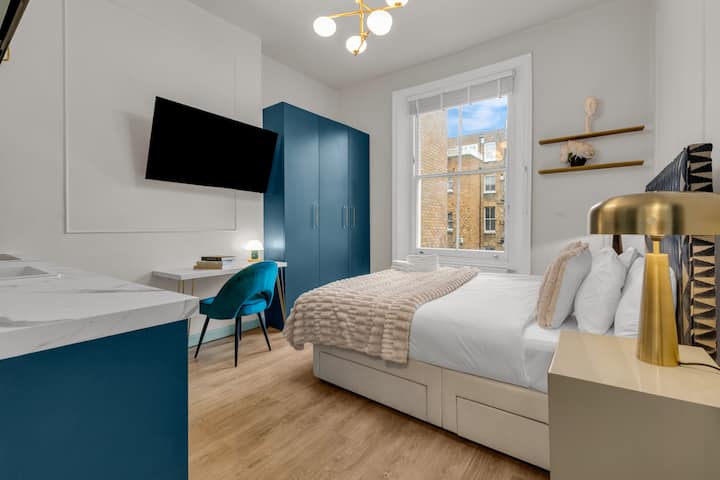 Compact Studio In Kensington - Brentford