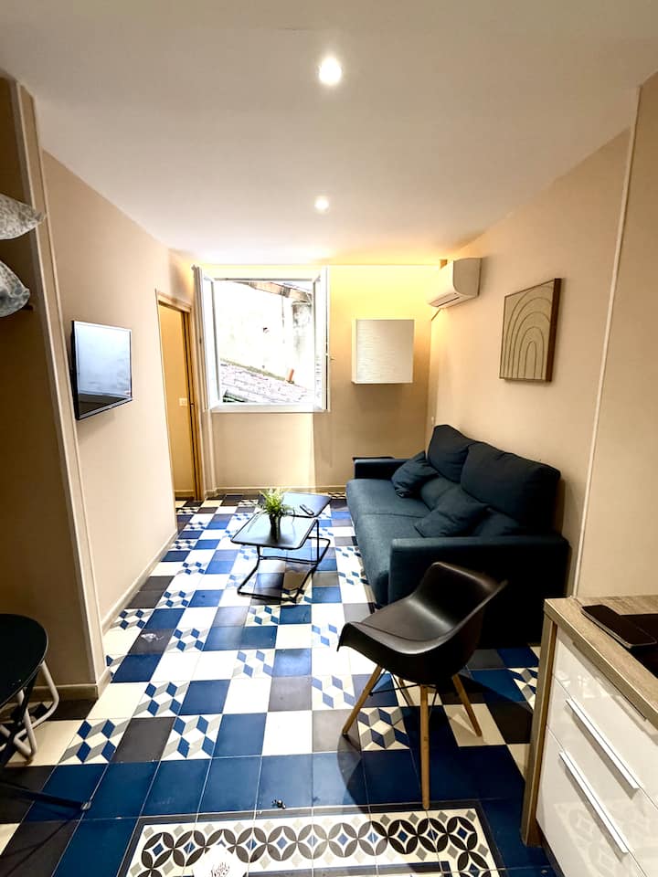 T2 Design Neuf Sur Le Vx Port - Marsiglia