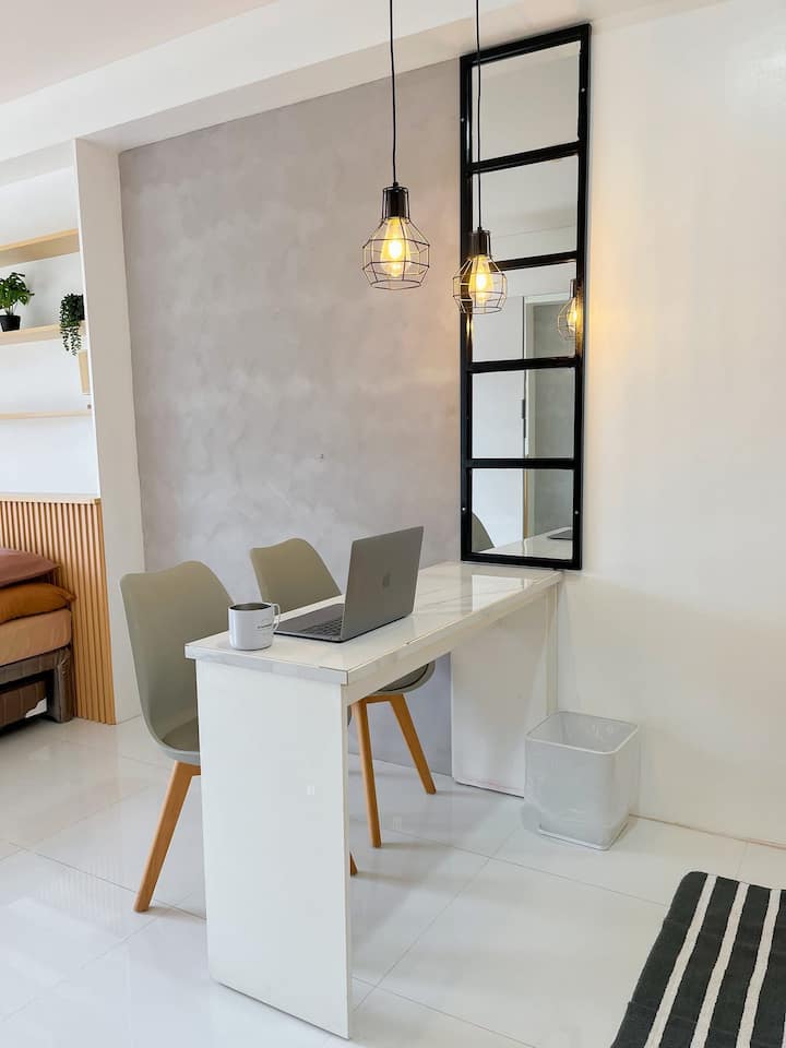 Cozy, Minimalist Condo - Within It Park Cebu - Cebu City