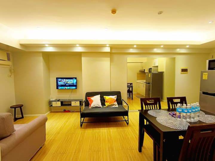 Avida Towers Cebu It Park 1br Unit 450 Mbps Wi-fi - Cebu