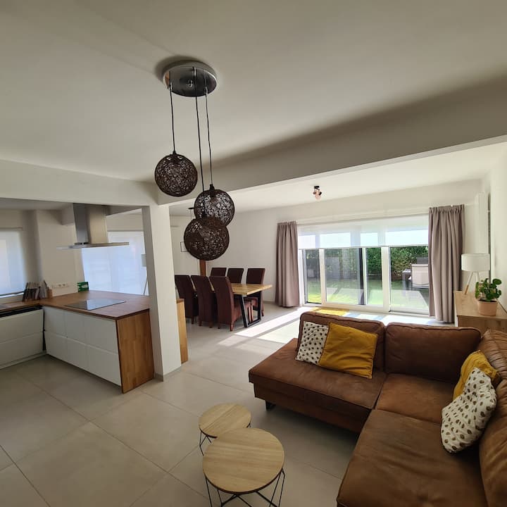 Ruim Half Open Appartement - Boom