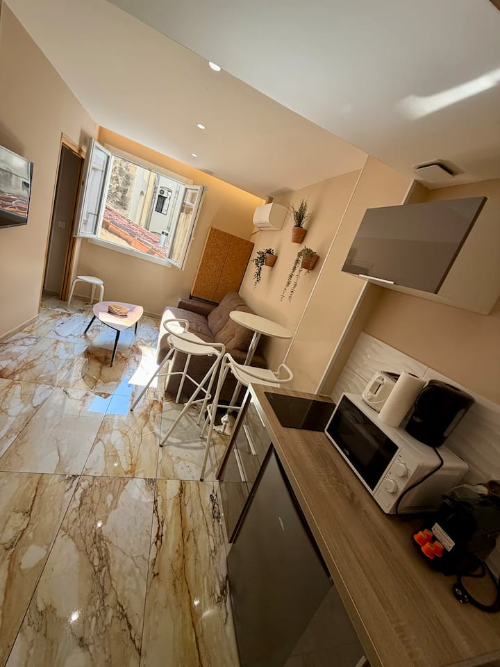 T2 Neuf Sur Le Vieux Port - Calanques de Marseille