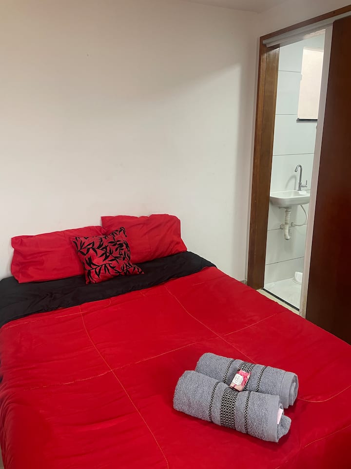 Quarto Suíte Para Casal No Recreio - Recreio