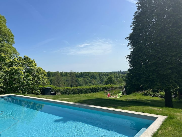 ​ÉCrin De Charme & Caractère Au Domaine Faugeras - Limoges