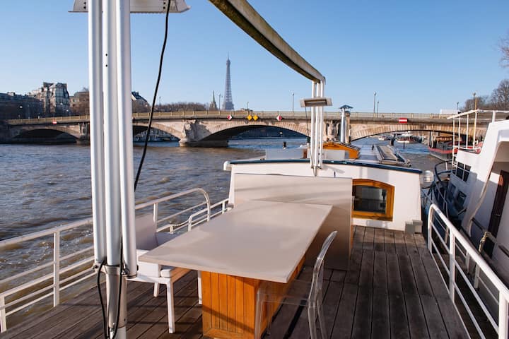 Charming Nights On The River - Paris