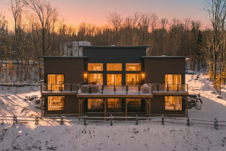 Chalet Grandview W/ Hot Tub In Bel Air Resort - Mont-Tremblant