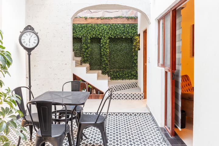 Casa Completamente Renovada En Centro De La Ciudad - Aguascalientes