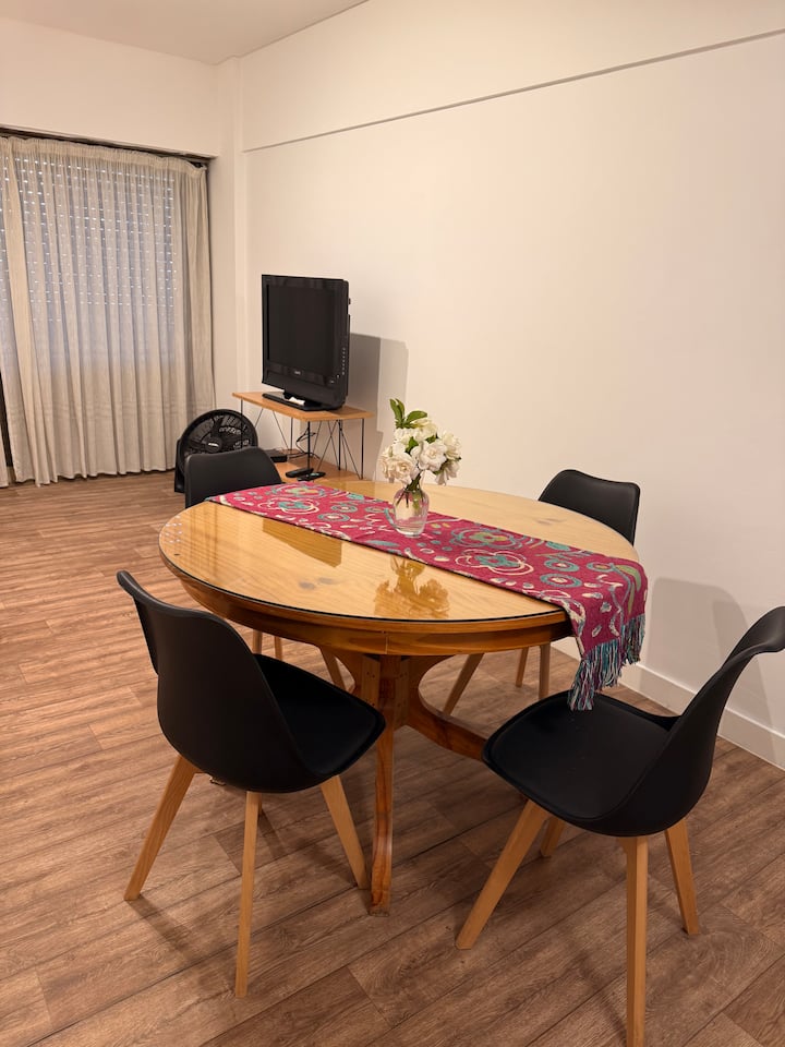 2-bedroom Apartment On The Street For 4 People With Garage For 1 Car In Plaza Mitre - Mar del Plata