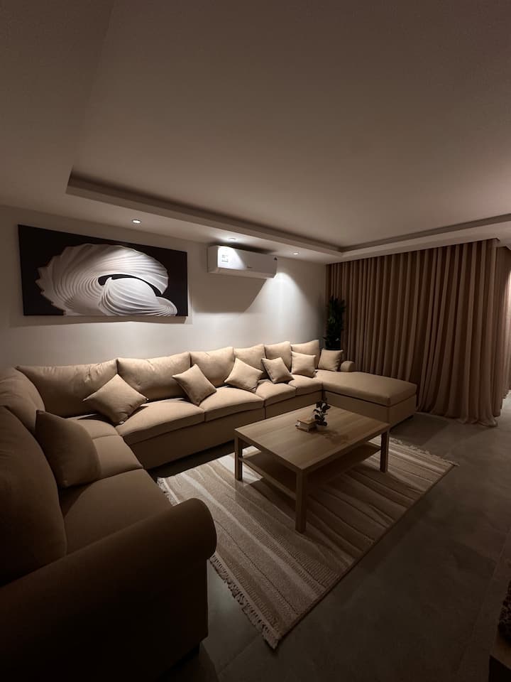 Amara - Almalqa 3br Apt R3 - - Riyadh