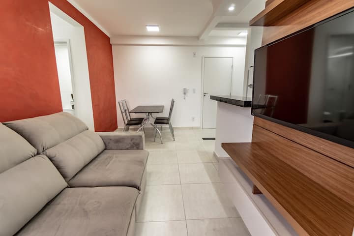 Apartamento Completo Com Suite, Vejas As Fotos ! - Botucatu