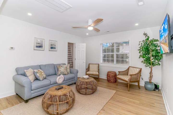 Walk To Beach | Pet-friendly | Near Convention Ctr - 머틀 비치