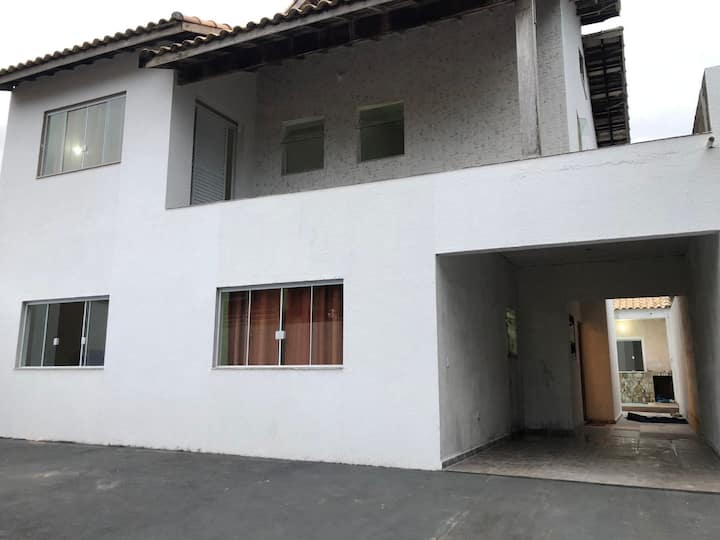Casa De Praia, Em Peruíbe, Há Poucos Metros Praia. - Peruíbe