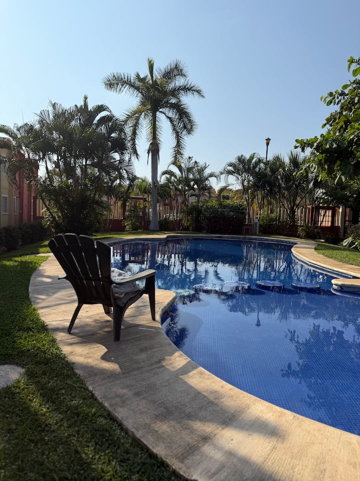Cozy House With Pool & A/c We Invoice The Total - 지후아타네호