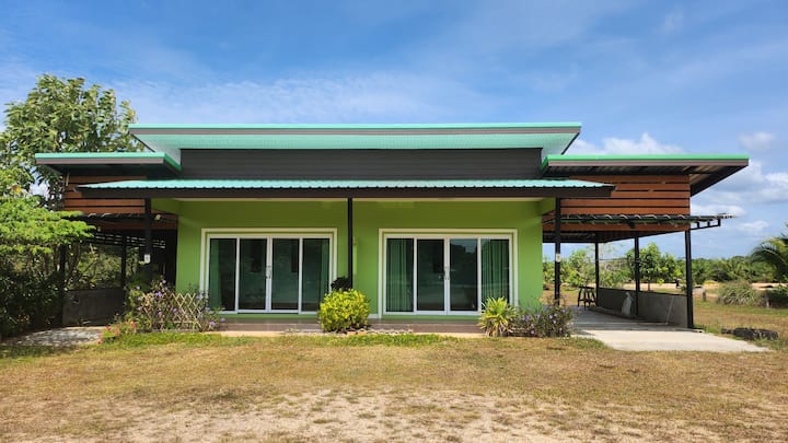 New Home And Peaceful Ville - Ko Lanta