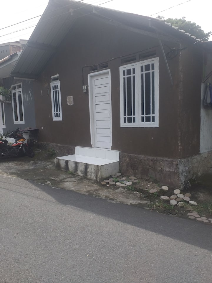 Rumah Shelter 2 Kamar Tidur Fan. - Sabang