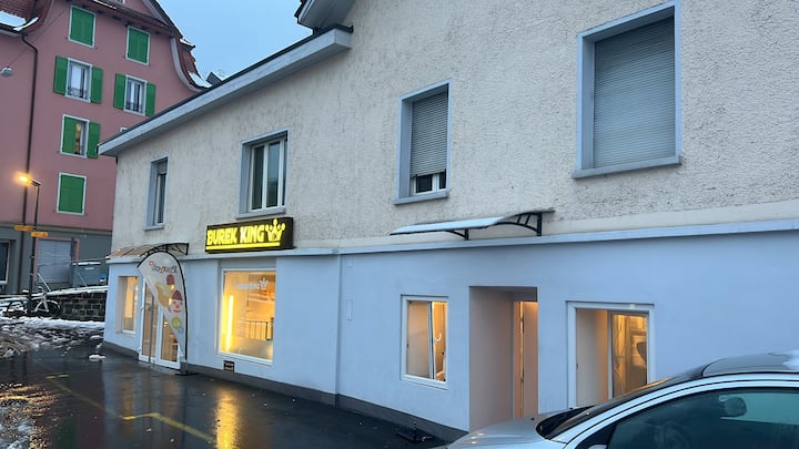 Kleines Zimmer Mit Bettsofa - Lucerna