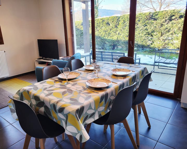 2 Bedroom Apartment: 2 Bathrooms; Garden; Ski-bus - Sixt-Fer-à-Cheval